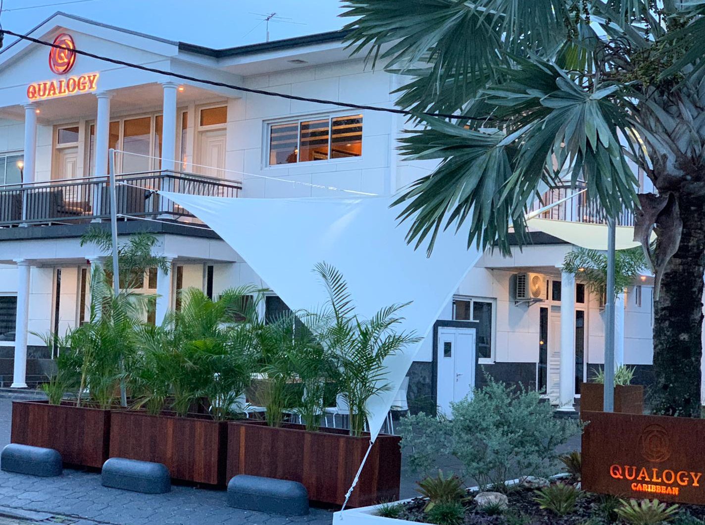 Qualogy Caribbean opent tweede kantoor in Assuria Hermitage High-Rise ...